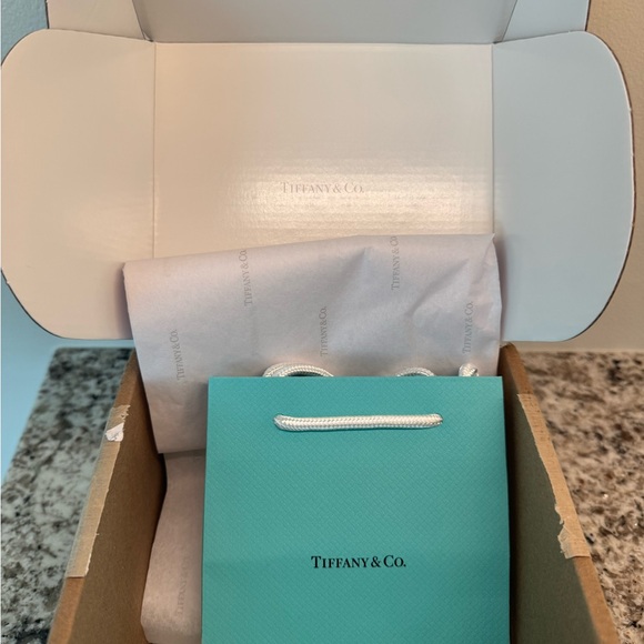 Tiffany & Co. | Jewelry | Tiffany Co Bag Packaging | Poshmark